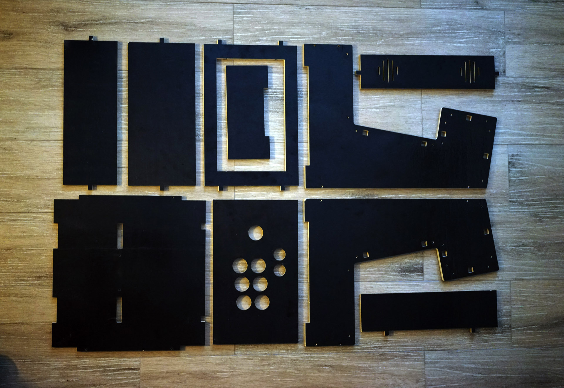 RetroCade: Handmade Arcade Machines